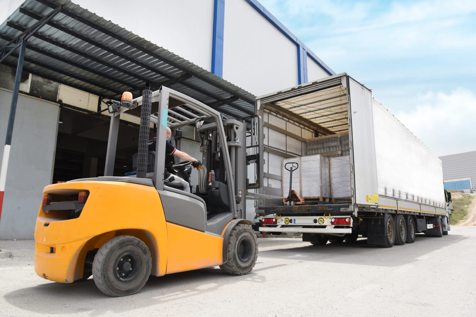 Riverstone Logistics | Logistics for Life